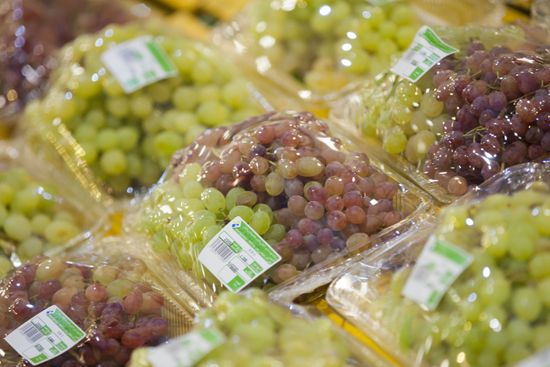 Packed Grapes Displayed Sale Tehrans Megamall Editorial Stock Photo ...