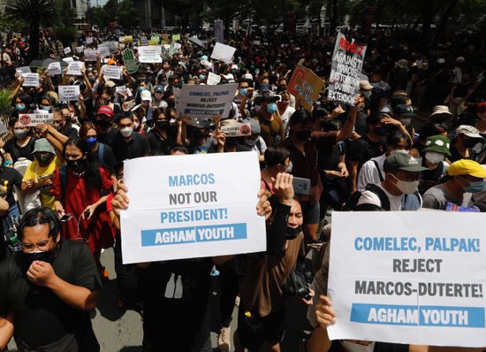 Filipino Protestors Stage Demonstration Calling Out Editorial Stock ...