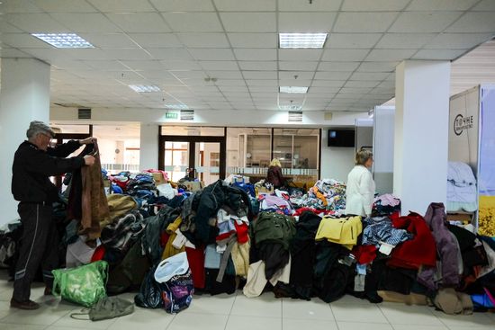 Refugees Looking New Clothes Center Displaced Editorial Stock Photo ...