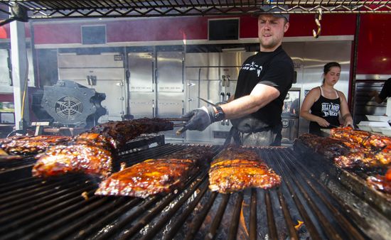 Barbequer Prepares Ribs During 2022 Mississauga Editorial Stock Photo ...