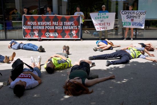 Diein Front Place Where Summit Takes Editorial Stock Photo - Stock ...
