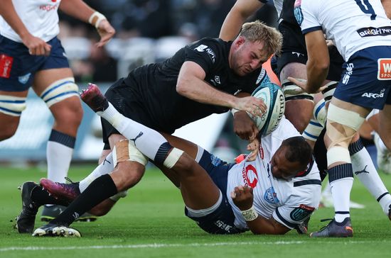 Cornal Hendricks Bulls Tackled By Will Editorial Stock Photo - Stock ...