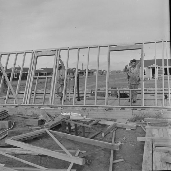 Men Constructing Buildings Larson Air Force Editorial Stock Photo ...