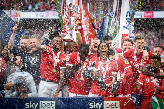Nottingham Forest Players Celebrate Trophy Editorial Stock Photo ...