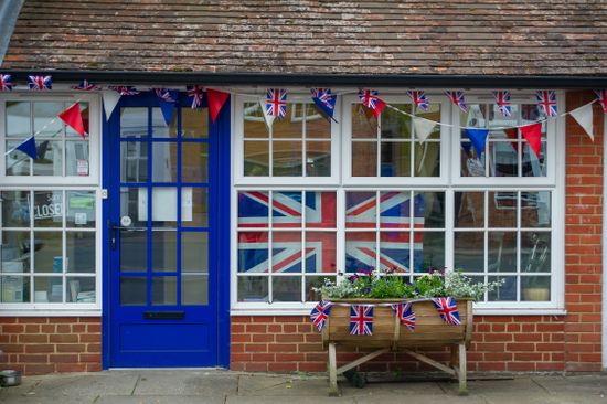 Aptly Named Elizabeth House Cookham Which Editorial Stock Photo - Stock ...