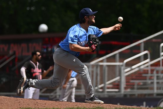 North Country Dockhounds Pitcher Kyle Huckaby Editorial Stock Photo ...