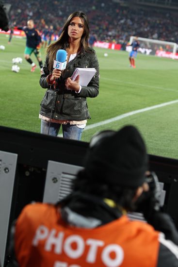 Sara Carbonero Arevalo Tv Reporter Telecinco Editorial Stock Photo ...