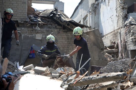 Rescuers Remove Rubble After Russian Missile Editorial Stock Photo ...