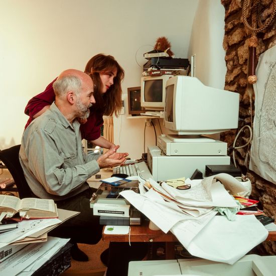 Sir Terry Pratchett Daughter Rhianna Pratchett Editorial Stock Photo ...