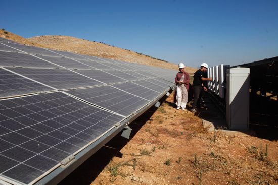 Palestinian Engineers Work Workshop Generate Electric Editorial Stock ...