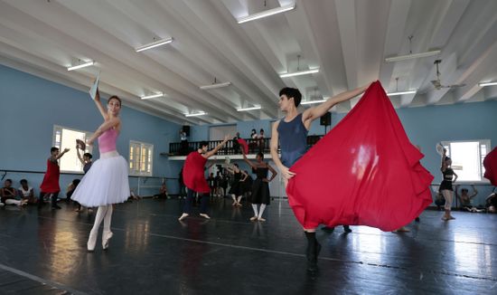 Dancers Cuban National Ballet Bnc Perform Editorial Stock Photo - Stock ...