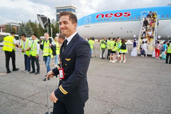 Crew Front Neos Plane Airport Editorial Stock Photo - Stock Image ...