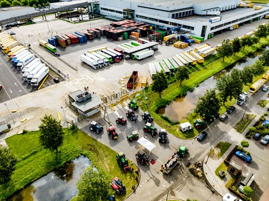 Distribution Center Jumbo Supermarkets Has Been Editorial Stock Photo ...