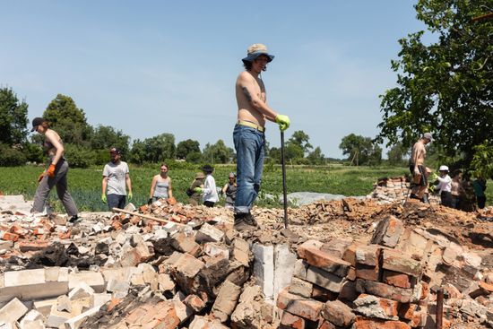 Group Local Residents Clear Rubble Destroyed Editorial Stock Photo ...