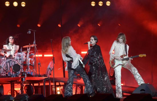 Italian Glam Rock Band Maneskin Vocalist - Foto de stock de contenido ...