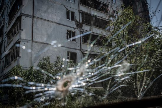 Aftermath Russian Shelling Residential Building Seen Editorial Stock ...