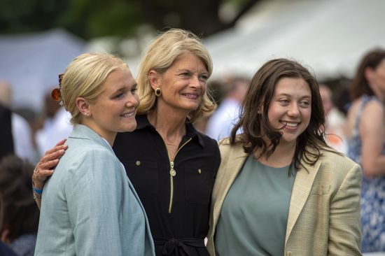 Sen Lisa Murkowski Rak Smiles Friends Editorial Stock Photo - Stock ...