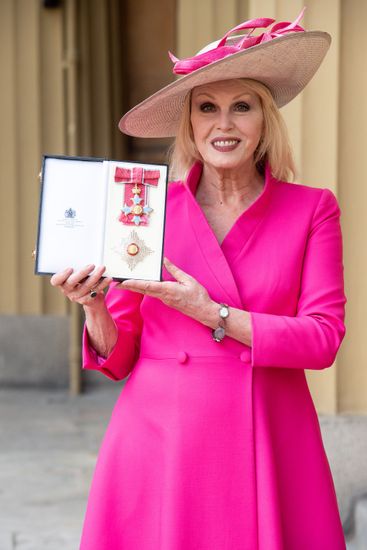Dame Joanna Lumley Awarded Dbe Services Editorial Stock Photo - Stock ...