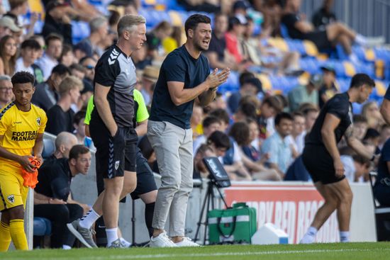 Afc Wimbledon Manager Johnnie Jackson Gesturing Editorial Stock Photo ...