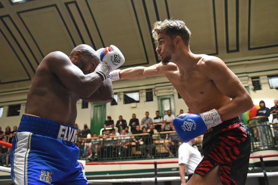 Andrei Dascalu Black Shorts Defeats Elvis Editorial Stock Photo - Stock ...