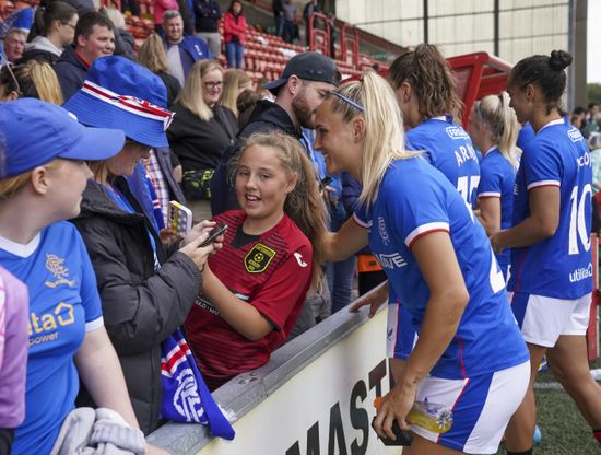 Sam Kerr Rangers Poses Photos Fans Editorial Stock Photo - Stock Image ...