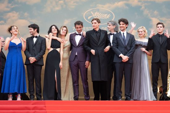 Sarah Henochsberg Baptiste Carrionweiss Suzanne Lindon Editorial Stock ...