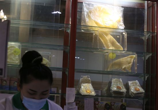 Waitress Stand Front Shark Fin Displays Editorial Stock Photo - Stock ...
