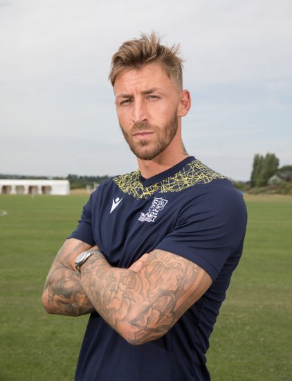 Jake Hyde Signs Southend United Fc Editorial Stock Photo - Stock Image ...