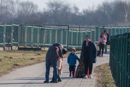 Ukrainian Refugees Reunited Their Loved Ones Editorial Stock Photo ...