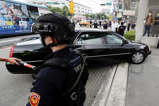 Taiwanese Swat Operatives Stand Next Vehicle Editorial Stock Photo ...