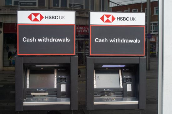 Cash Points Outside Hsbc Bank Slough Editorial Stock Photo - Stock ...