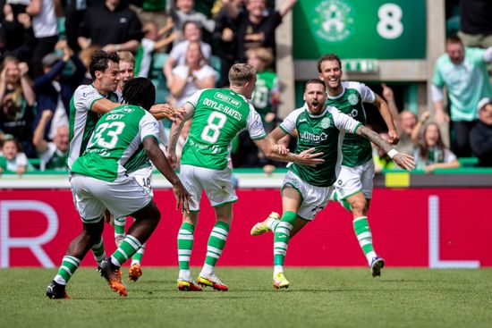 Martin Boyle Hibs Second Right Celebrates Editorial Stock Photo - Stock ...