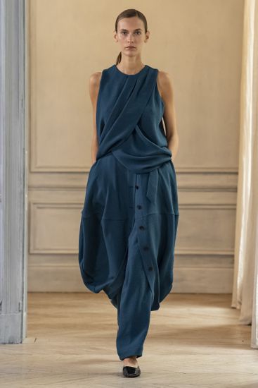 Handout Model Wearing Original Creation Spring Editorial Stock Photo ...