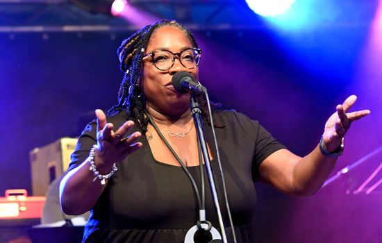 Singer Dorrey Lin Lyles Performs During Editorial Stock Photo - Stock ...