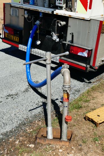 Thames Water Tanker Pumps Water Tanks Editorial Stock Photo - Stock ...