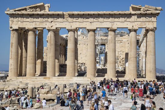Crowds Tourists Local Visitors Front Parthenon Editorial Stock Photo ...