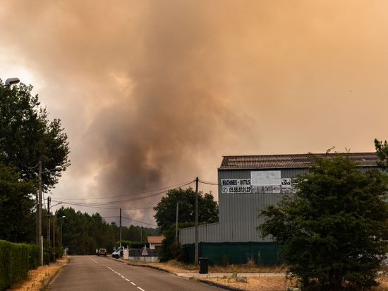 Forest Fire Around Town Hostens France Editorial Stock Photo - Stock ...