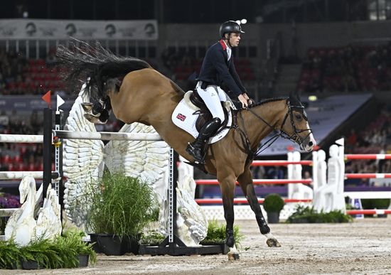 Scott Brash Gbr Riding Hello Jefferson Editorial Stock Photo - Stock ...