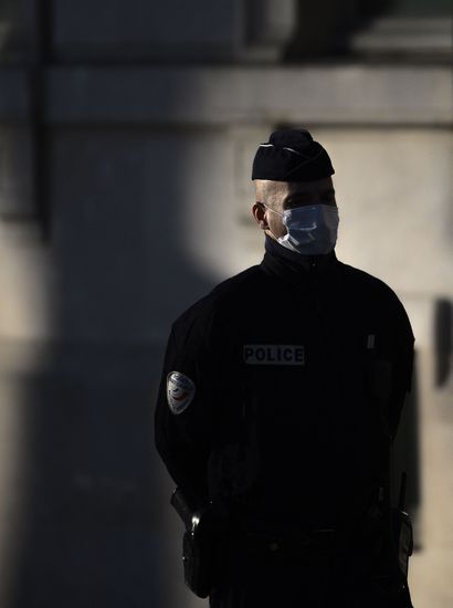 Police Officer Wearing Surgical Mask Patrols Editorial Stock Photo ...
