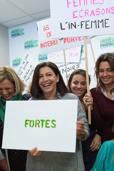 Mayor Paris Anne Hidalgo Preparing Posters Editorial Stock Photo ...