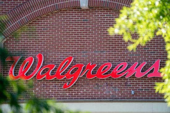 Walgreens Signage Arlington Virginia Usa 18 Editorial Stock Photo ...