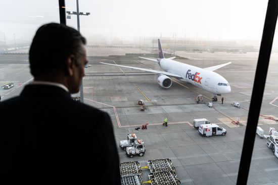 Rajesh Subramaniam President Coo Fedex Corp Editorial Stock Photo ...