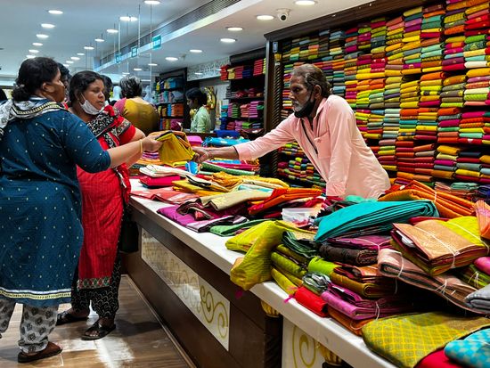 Women Purchasing Sarees Textile Shop Thiruvananthapuram Editorial Stock ...