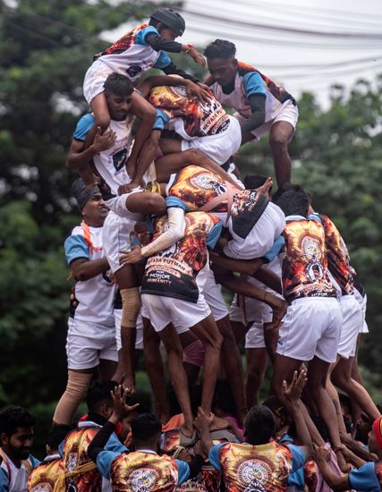 Govinda Revellers Form Human Pyramid Break Editorial Stock Photo ...