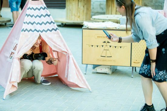 People Have Fun Stands Augusts Yard Editorial Stock Photo - Stock Image ...