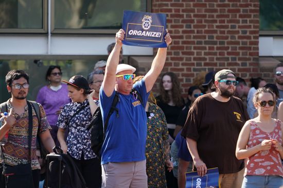 Spectators Cheer Us Senator Bernie Sanders Editorial Stock Photo ...
