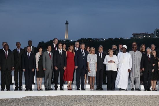 G7 Leaders Guests Pose Family Picture Editorial Stock Photo - Stock ...
