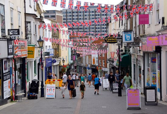Maidstone County Town Kent People Enjoying Editorial Stock Photo ...