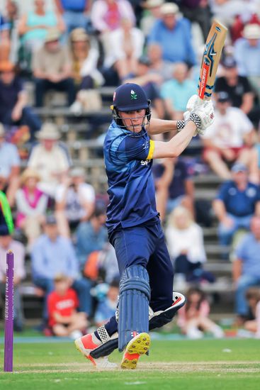 Yorkshires Matthew Revis Bats Editorial Stock Photo - Stock Image ...