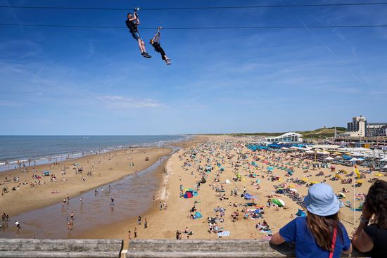20220717 151108 Scheveningen Red Flag Lifeguardbath Editorial Stock ...